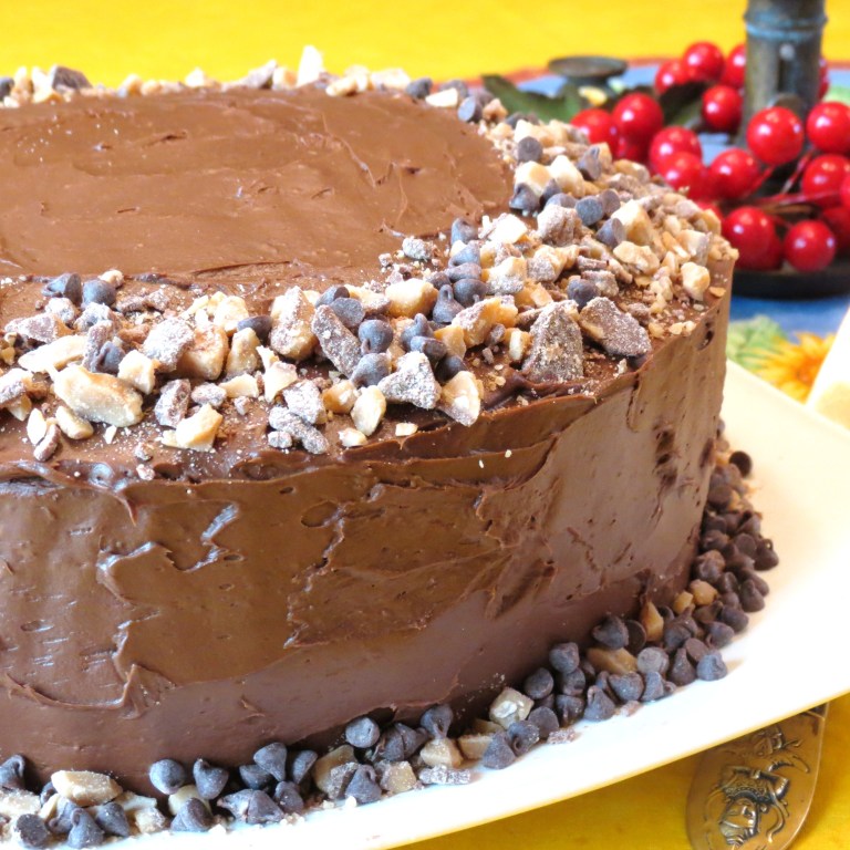 Boxed Cakes Mixes are Making Smaller Cakes – Here’s how to fix that!